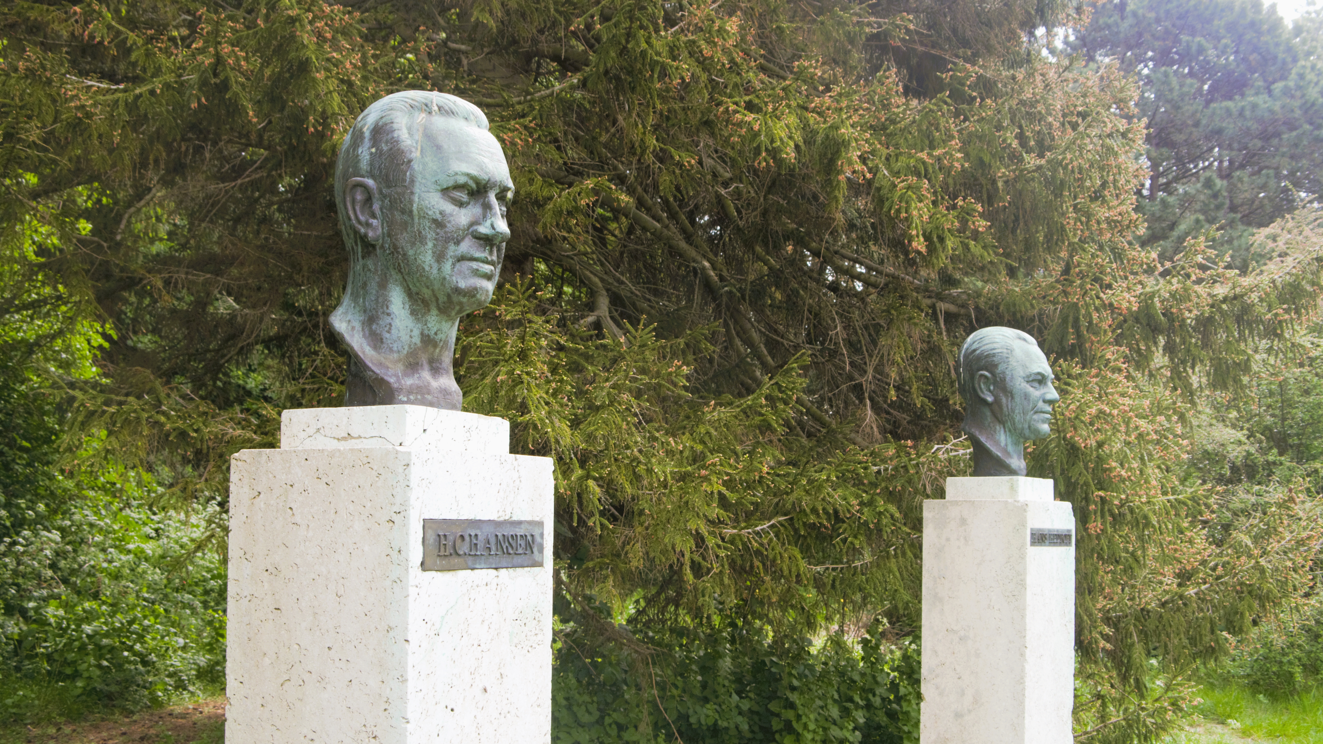 HC Hansen og Hans Hedtoft – Aarhus Statues and Sculptures