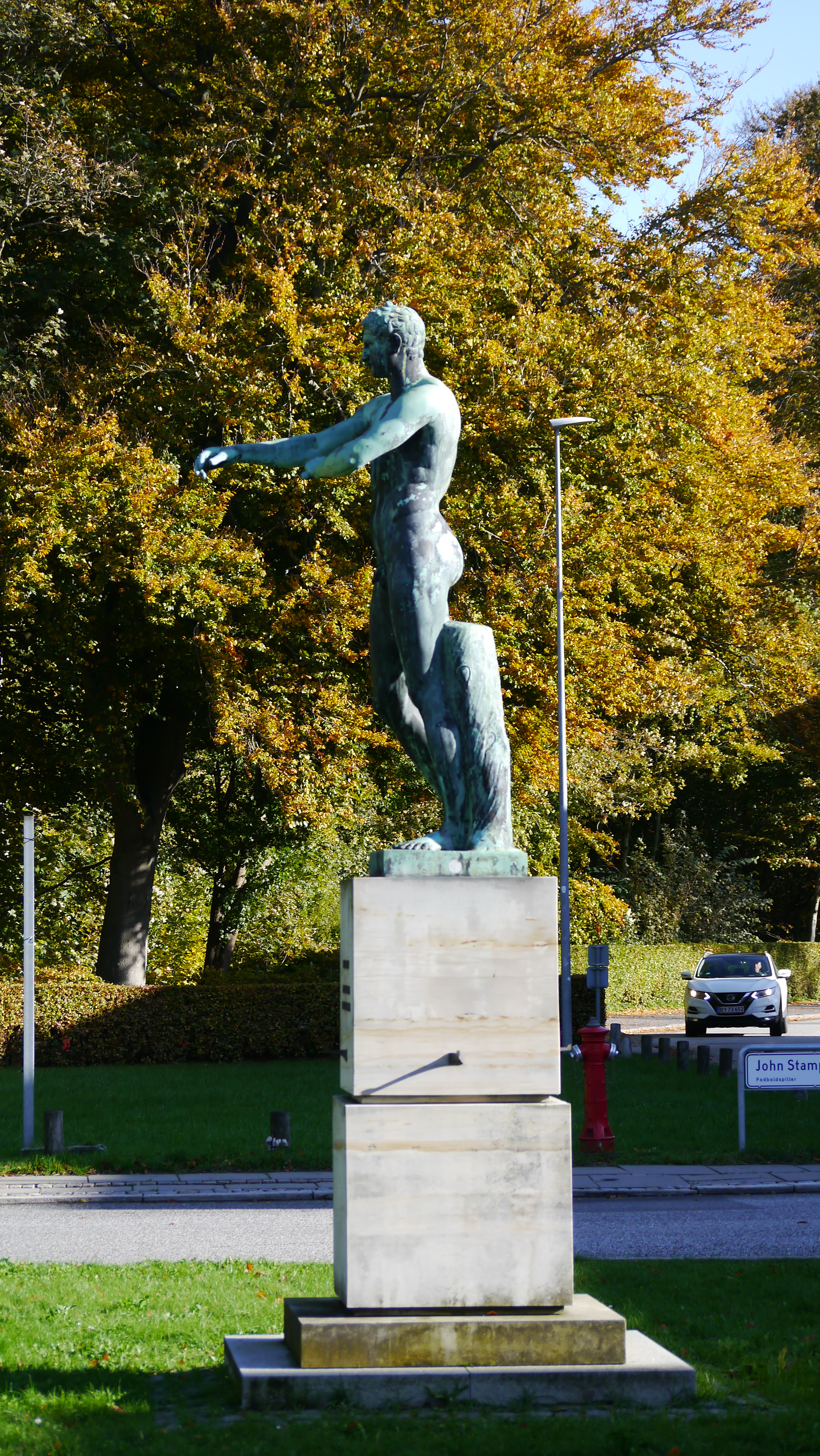 Aarhus Stadion – Aarhus Statues and Sculptures
